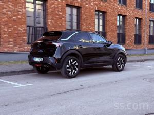 Черный Опель Mokka 2023 в Рига, объемом двигателя 1.20 л и пробегом 62 тыс. км за 13900 €, фото 4 на AUTOMOTO.COM.LV