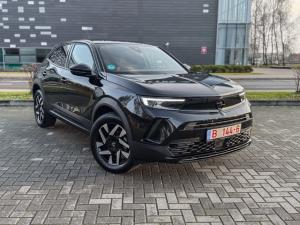 Melns Opel Mokka 2024 Rīga, ar dzinēja tilpumu 1.20 L un nobraukumu 10 tūkst. km par 20500 €, foto 4 vietnē AUTOMOTO.COM.LV