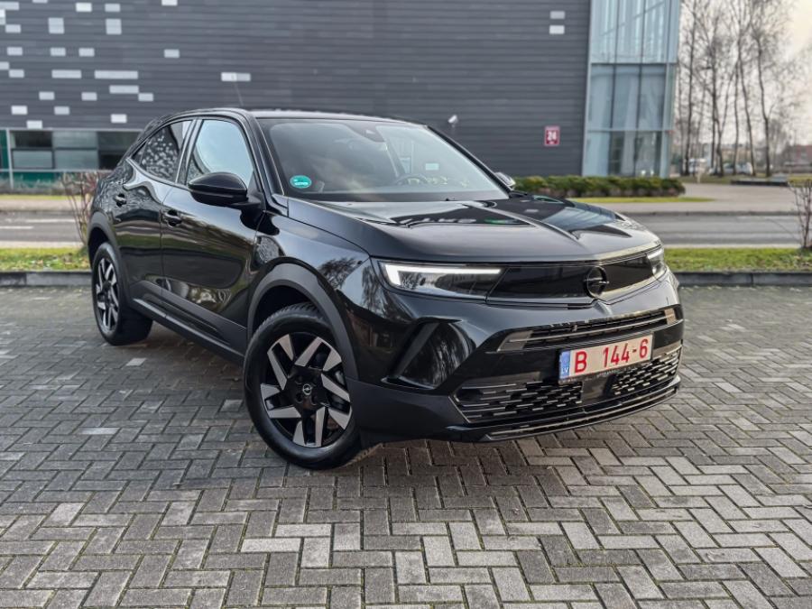 Melns Opel Mokka 2024 Rīga, ar dzinēja tilpumu 1.20 L un nobraukumu 10 tūkst. km par 20500 €, foto 4 vietnē AUTOMOTO.COM.LV