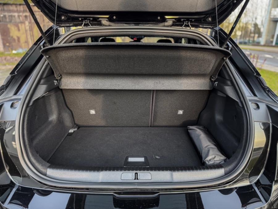 Melns Opel Mokka 2024 Rīga, ar dzinēja tilpumu 1.20 L un nobraukumu 10 tūkst. km par 20500 €, foto 21 vietnē AUTOMOTO.COM.LV