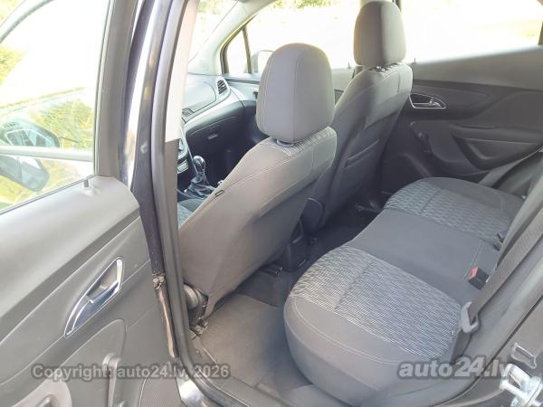 Opel Mokka 2015 Pērnava vietnē Melns Opel Mokka 2015 Pērnava, ar dzinēja tilpumu 1.60 L un nobraukumu 51 tūkst. km par 7490 €, foto 10 vietnē AUTOMOTO.COM.LV