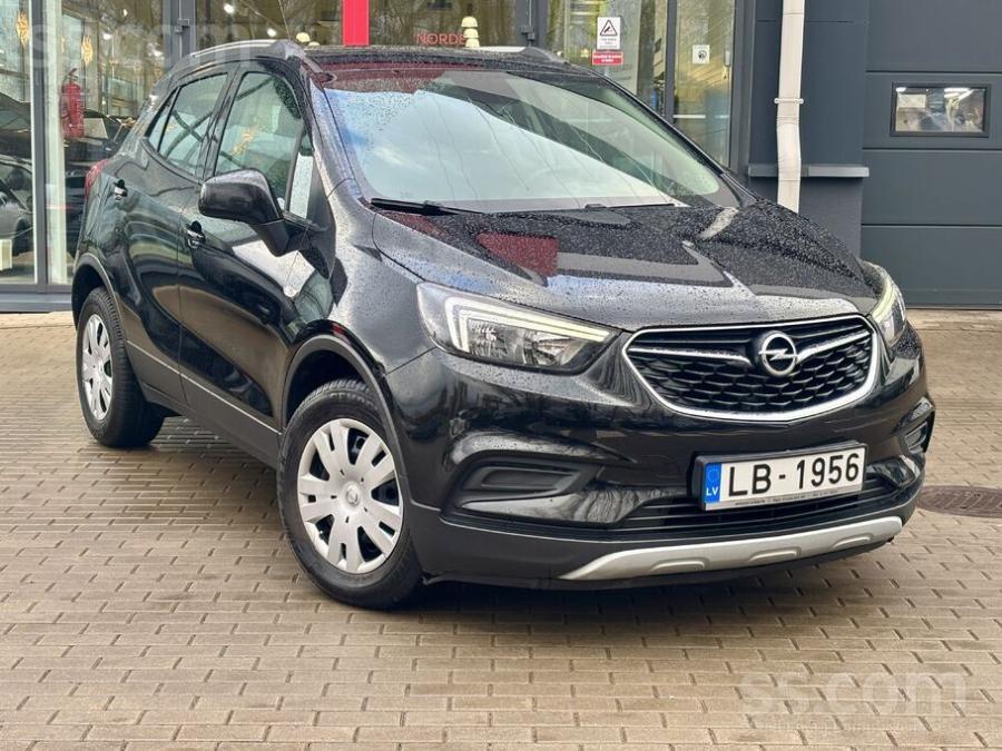 Black Opel Mokka 2017 in Riga, with an engine capacity of 1.60 L and mileage of 160 thousand km for 6490 €, photo 4 on AUTOMOTO.COM.LV