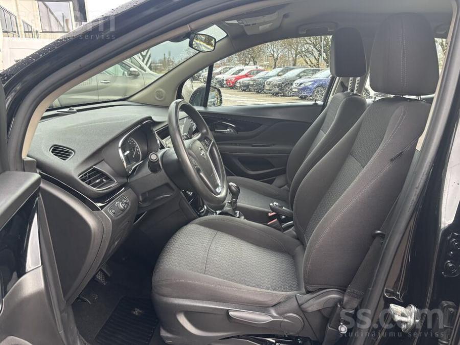 Black Opel Mokka 2017 in Riga, with an engine capacity of 1.60 L and mileage of 160 thousand km for 6490 €, photo 8 on AUTOMOTO.COM.LV