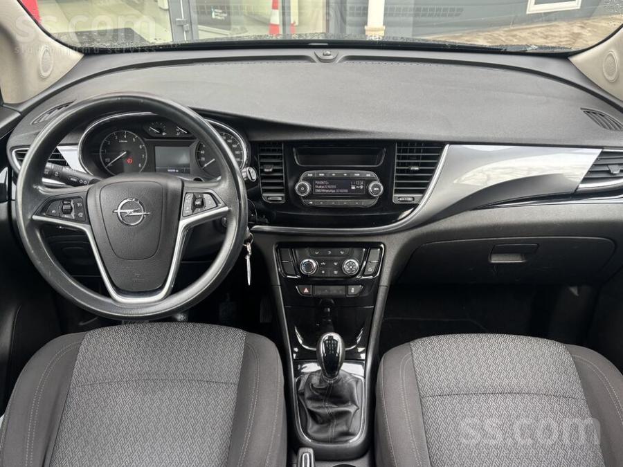 Black Opel Mokka 2017 in Riga, with an engine capacity of 1.60 L and mileage of 160 thousand km for 6490 €, photo 9 on AUTOMOTO.COM.LV