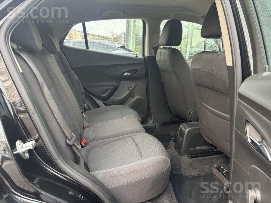 Black Opel Mokka 2017 in Riga, with an engine capacity of 1.60 L and mileage of 160 thousand km for 6490 €, photo 10 on AUTOMOTO.COM.LV