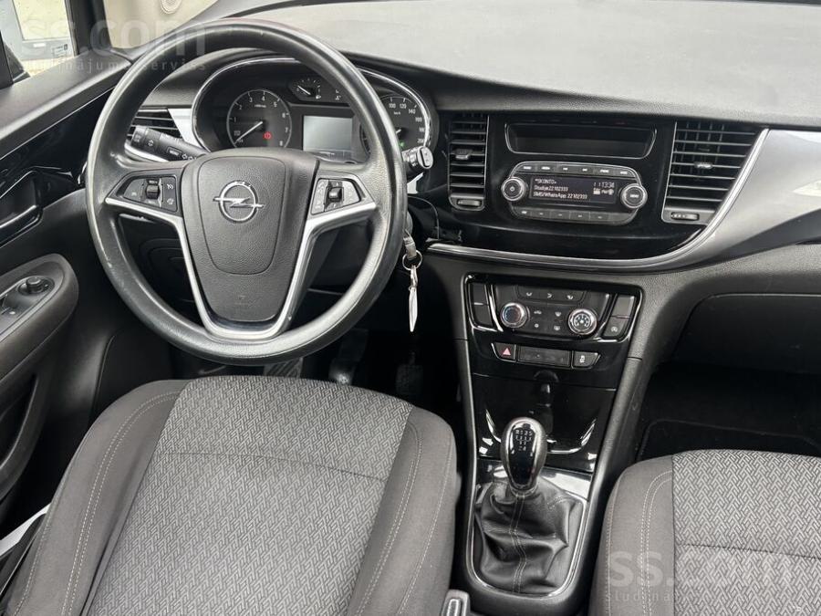 Black Opel Mokka 2017 in Riga, with an engine capacity of 1.60 L and mileage of 160 thousand km for 6490 €, photo 11 on AUTOMOTO.COM.LV