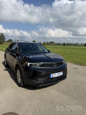 Black Opel Mokka 2021 in Riga, with an engine capacity of 1.60 L and mileage of 57 thousand km for 15500 €, photo 3 on AUTOMOTO.COM.LV