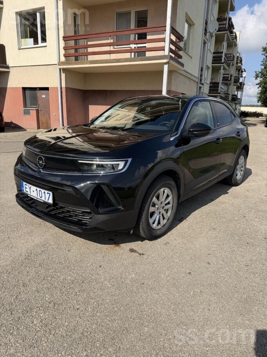 Black Opel Mokka 2021 in Riga, with an engine capacity of 1.60 L and mileage of 57 thousand km for 15500 €, photo 4 on AUTOMOTO.COM.LV