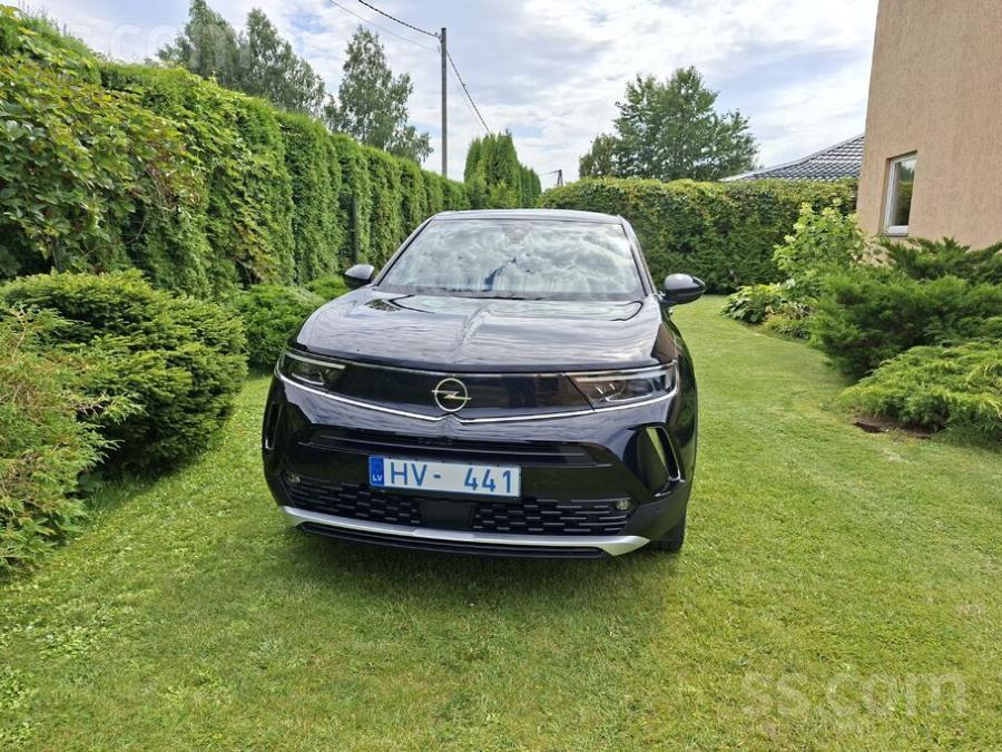 Melns Opel Mokka 2022 Rīga, ar dzinēja tilpumu 1.60 L un nobraukumu 70 tūkst. km par 18200 €, foto 3 vietnē AUTOMOTO.COM.LV