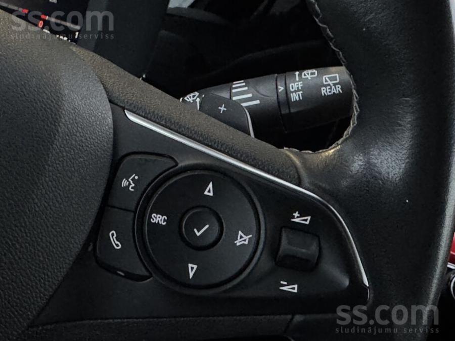 Black Opel Mokka 2022 in Valmiera, with an engine capacity of 1.20 L and mileage of 62 thousand km for 16900 €, photo 12 on AUTOMOTO.COM.LV