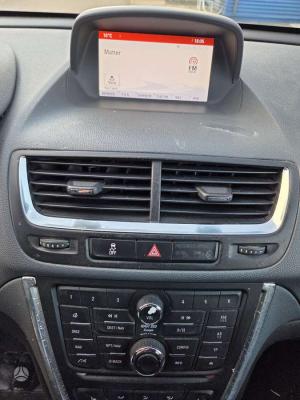 Black Opel Mokka 2014 in Taurage, with an engine capacity of 1.70 L and mileage of 207 thousand km for 5900 €, photo 10 on AUTOMOTO.COM.LV