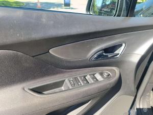 Melns Opel Mokka 2016 Panevēža, ar dzinēja tilpumu 1.60 L un nobraukumu 175 tūkst. km par 4900 €, foto 13 vietnē AUTOMOTO.COM.LV