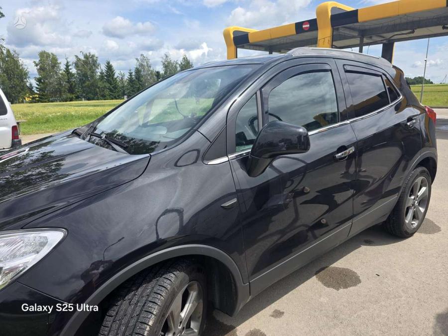 Black Opel Mokka 2014 in Siauliai, with an engine capacity of 1.69 L and mileage of 230 thousand km for 5600 €, photo 5 on AUTOMOTO.COM.LV
