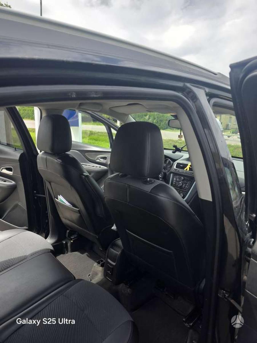 Black Opel Mokka 2014 in Siauliai, with an engine capacity of 1.69 L and mileage of 230 thousand km for 5600 €, photo 12 on AUTOMOTO.COM.LV