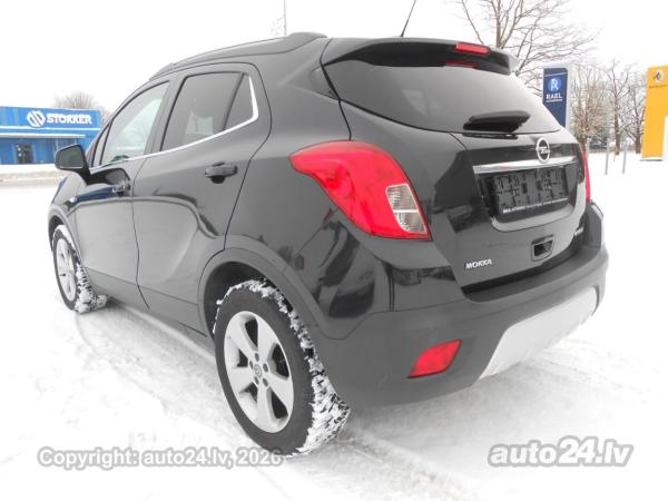 Black Opel Mokka 2016 in Viljandi, with an engine capacity of 1.60 L and mileage of 166 thousand km for 8990 €, photo 4 on AUTOMOTO.COM.LV
