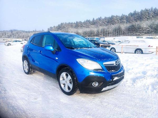 Blue Opel Mokka 2012 in Vilnius, with an engine capacity of 1.40 L and mileage of 226 thousand km for 5700 €, photo 3 on AUTOMOTO.COM.LV