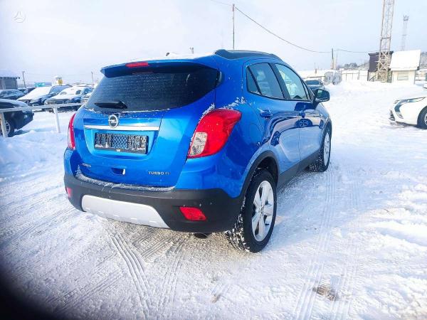 Blue Opel Mokka 2012 in Vilnius, with an engine capacity of 1.40 L and mileage of 226 thousand km for 5700 €, photo 6 on AUTOMOTO.COM.LV