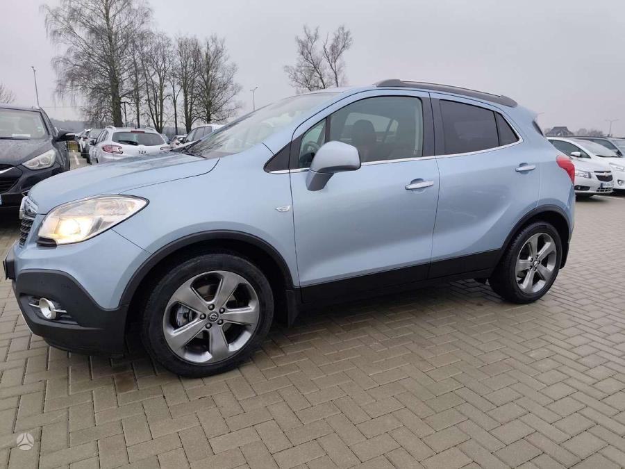Blue Opel Mokka 2013 in Taurage, with an engine capacity of 1.69 L and mileage of 276 thousand km for 4500 €, photo 2 on AUTOMOTO.COM.LV