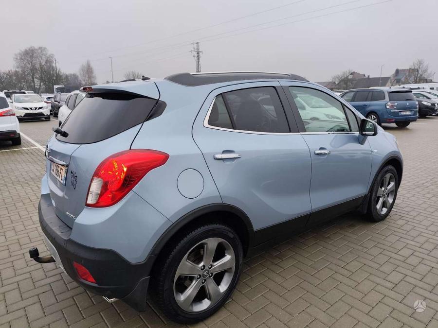 Blue Opel Mokka 2013 in Taurage, with an engine capacity of 1.69 L and mileage of 276 thousand km for 4500 €, photo 4 on AUTOMOTO.COM.LV
