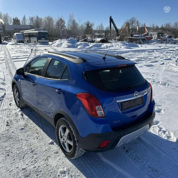 Zils Opel Mokka 2013 Molėtai, ar dzinēja tilpumu 1.36 L un nobraukumu 238 tūkst. km par 6800 €, foto 8 vietnē AUTOMOTO.COM.LV