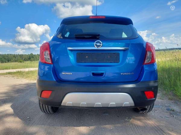 Blue Opel Mokka 2013 in Moletai, with an engine capacity of 1.36 L and mileage of 238 thousand km for 5600 €, photo 5 on AUTOMOTO.COM.LV
