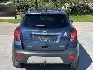 Zils Opel Mokka 2015 Alīta, ar dzinēja tilpumu 1.60 L un nobraukumu 184 tūkst. km par 7350 €, foto 5 vietnē AUTOMOTO.COM.LV