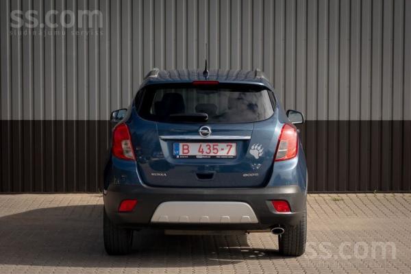 Опель Mokka 2015 в Талси на AUTOMOTO.COM.LV Синий Опель Mokka 2015 в Талси, объемом двигателя 1.60 л и пробегом 132 тыс. км за 7890 €, фото 6 на AUTOMOTO.COM.LV