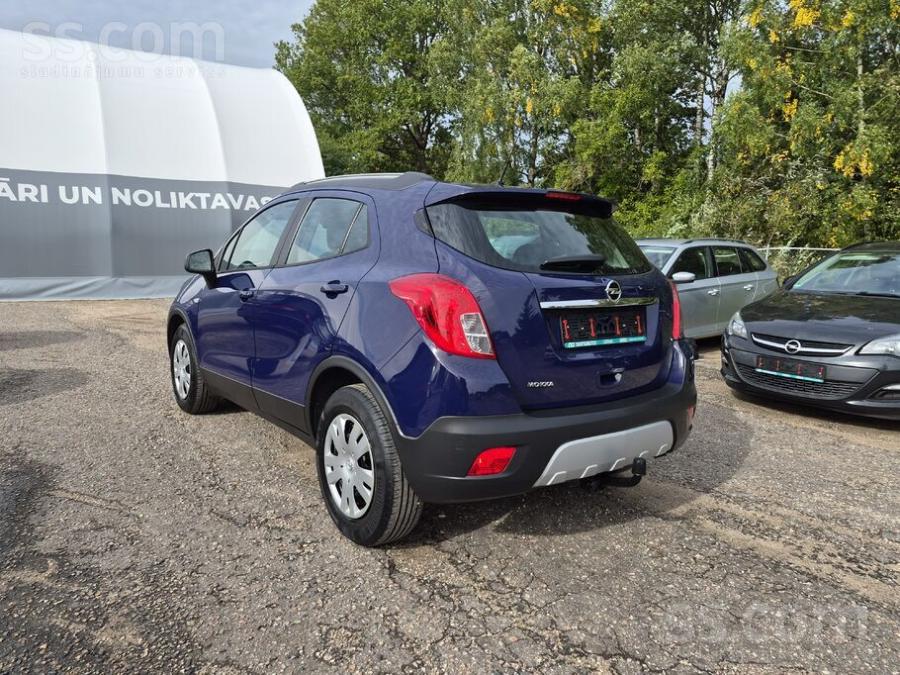 Zils Opel Mokka 2015 Cēsis, ar dzinēja tilpumu 1.60 L un nobraukumu 122 tūkst. km par 7200 €, foto 5 vietnē AUTOMOTO.COM.LV