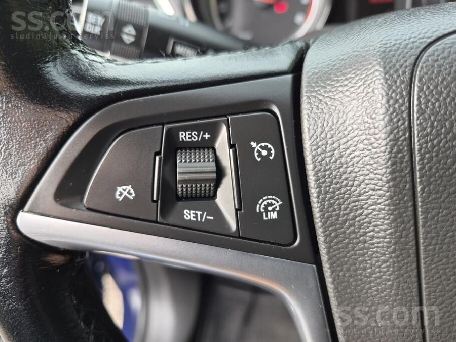 Zils Opel Mokka 2015 Cēsis, ar dzinēja tilpumu 1.60 L un nobraukumu 122 tūkst. km par 7200 €, foto 11 vietnē AUTOMOTO.COM.LV