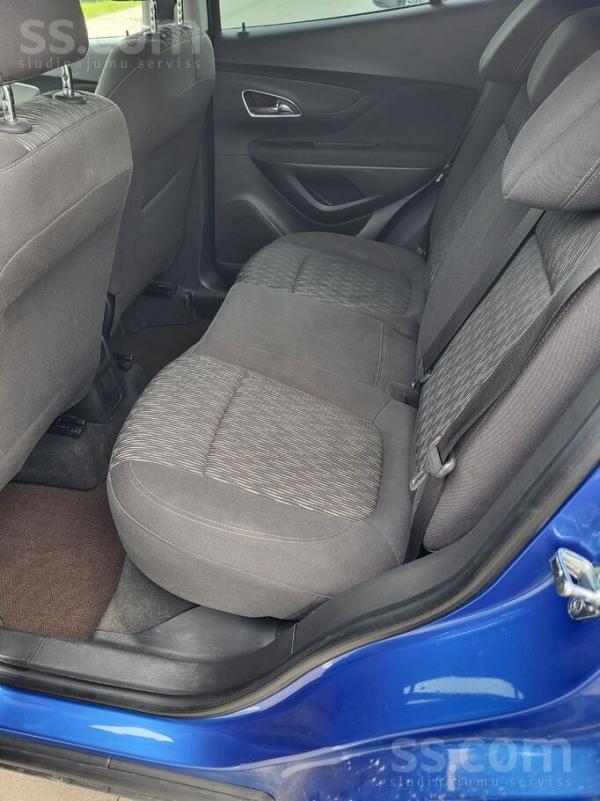 Blue Opel Mokka 2015 in Ogre, with an engine capacity of 1.40 L and mileage of 140 thousand km for 8800 €, photo 8 on AUTOMOTO.COM.LV