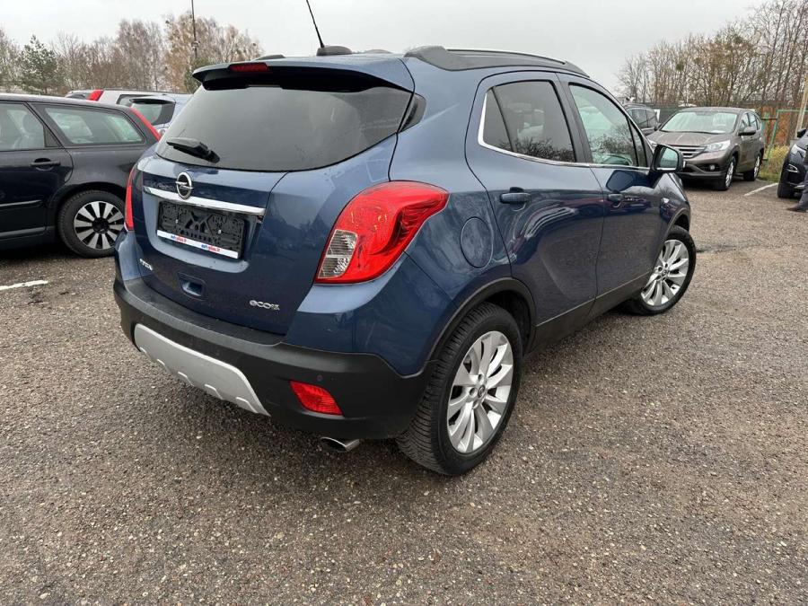 Blue Opel Mokka 2016 in Alytus, with an engine capacity of 1.60 L and mileage of 160 thousand km for 7900 €, photo 3 on AUTOMOTO.COM.LV