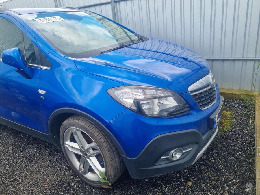 Синий Опель Mokka 2017 в Алитус, объемом двигателя 1.60 л и пробегом 67 тыс. км за 3100 €, фото 1 на AUTOMOTO.COM.LV