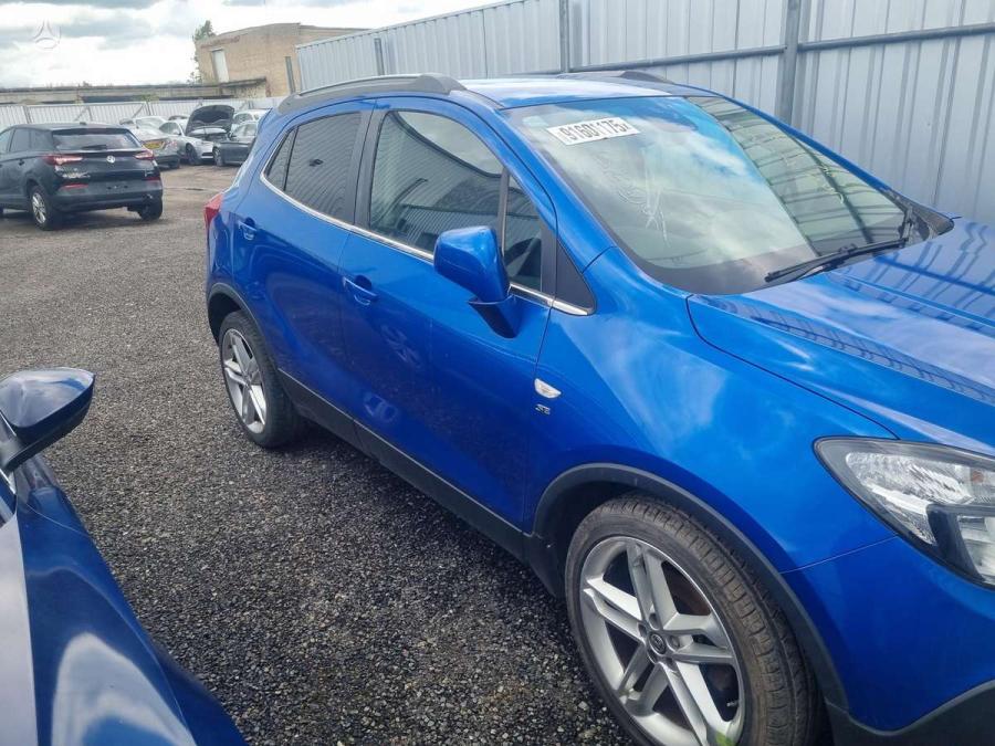 Синий Опель Mokka 2017 в Алитус, объемом двигателя 1.60 л и пробегом 67 тыс. км за 3100 €, фото 3 на AUTOMOTO.COM.LV