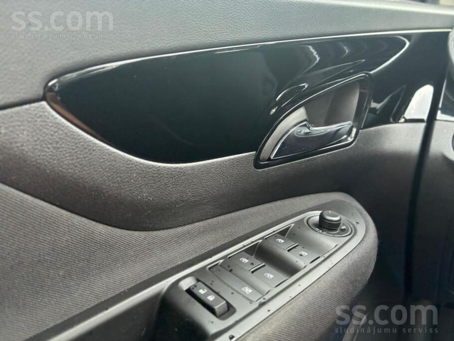 Zils Opel Mokka 2017 Kuldīga, ar dzinēja tilpumu 1.40 L un nobraukumu 206 tūkst. km par 8990 €, foto 27 vietnē AUTOMOTO.COM.LV