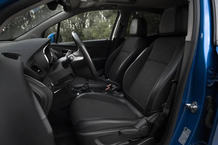 Zils Opel Mokka 2017 Jelgava, ar dzinēja tilpumu 1.60 L un nobraukumu 210 tūkst. km par 9900 €, foto 15 vietnē AUTOMOTO.COM.LV