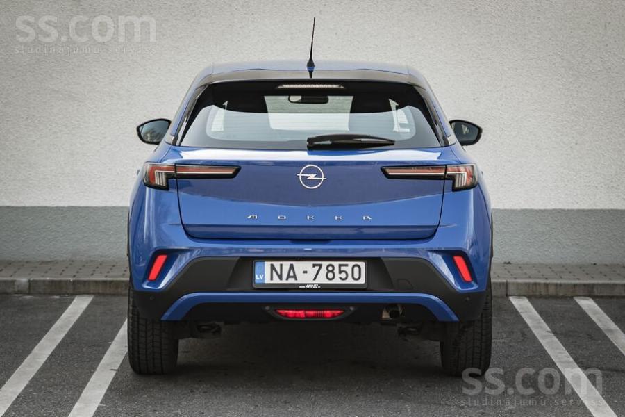 Blue Opel Mokka 2021 in Riga, with an engine capacity of 1.20 L and mileage of 0 thousand km for 7950 €, photo 6 on AUTOMOTO.COM.LV