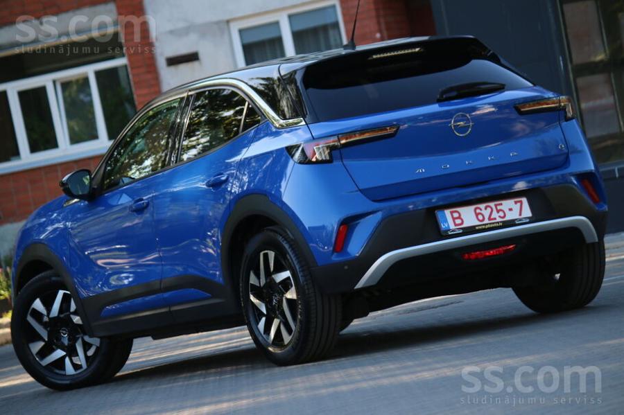 Blue Opel Mokka 2021 in Riga, with an engine capacity of 1.60 L and mileage of 12 thousand km for 21500 €, photo 5 on AUTOMOTO.COM.LV