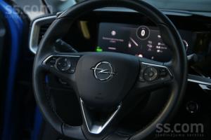 Blue Opel Mokka 2021 in Riga, with an engine capacity of 1.60 L and mileage of 12 thousand km for 21500 €, photo 13 on AUTOMOTO.COM.LV