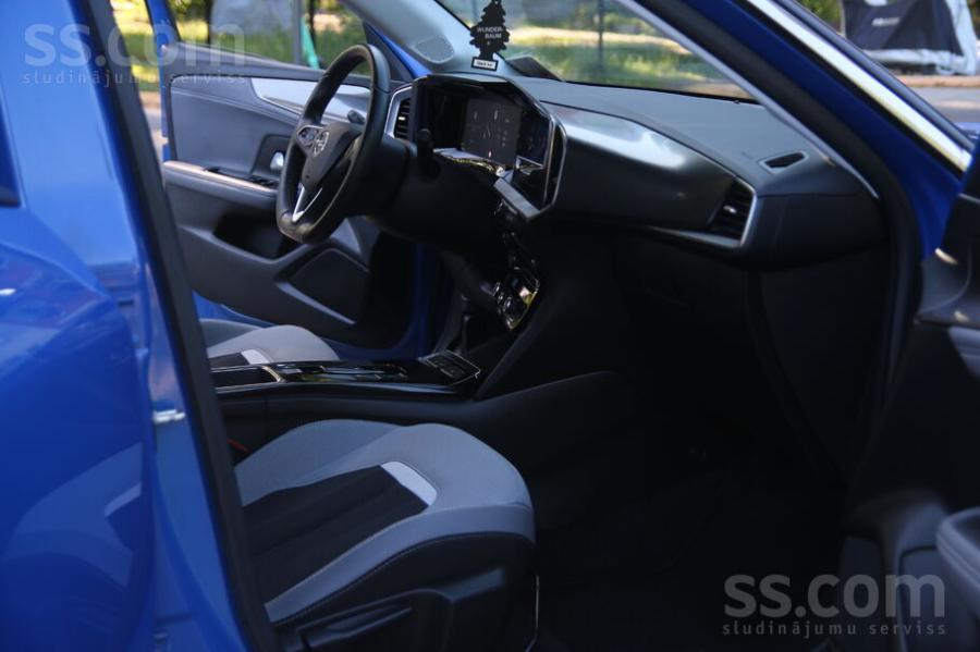 Blue Opel Mokka 2021 in Riga, with an engine capacity of 1.60 L and mileage of 12 thousand km for 21500 €, photo 17 on AUTOMOTO.COM.LV