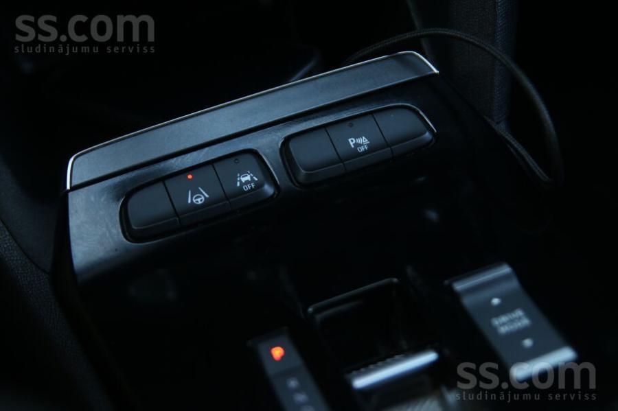 Blue Opel Mokka 2021 in Riga, with an engine capacity of 1.60 L and mileage of 12 thousand km for 21500 €, photo 25 on AUTOMOTO.COM.LV