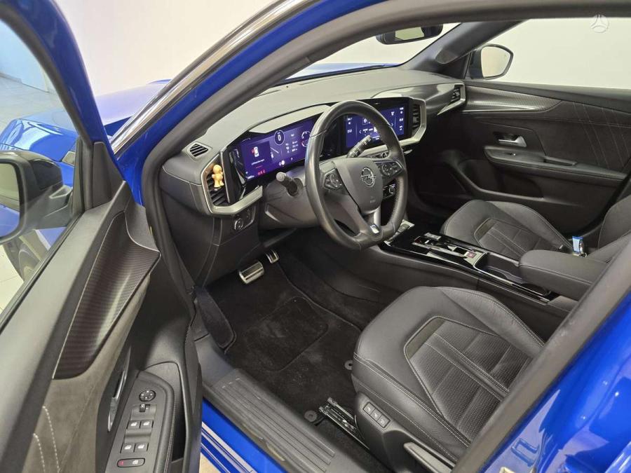 Blue Opel Mokka 2021 in Vilnius, with an engine capacity of 1.20 L and mileage of 75 thousand km for 15990 €, photo 12 on AUTOMOTO.COM.LV