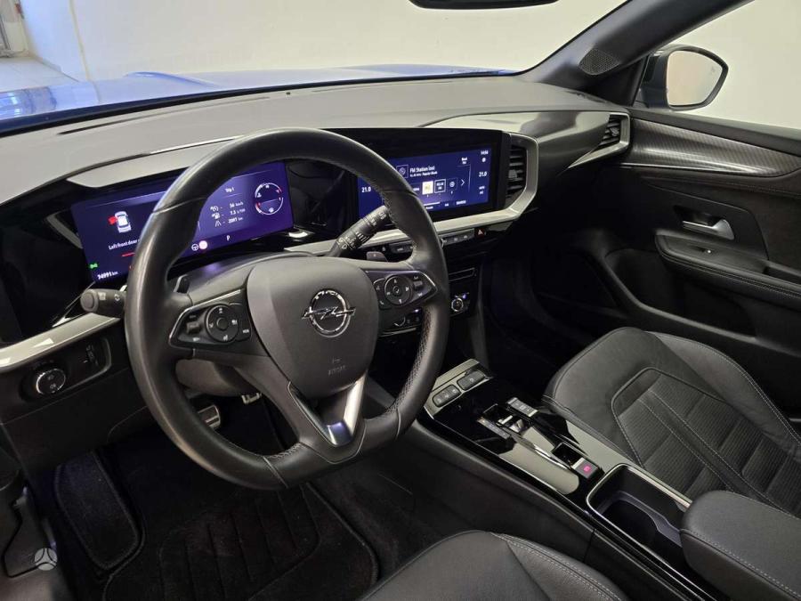 Blue Opel Mokka 2021 in Vilnius, with an engine capacity of 1.20 L and mileage of 75 thousand km for 15990 €, photo 13 on AUTOMOTO.COM.LV