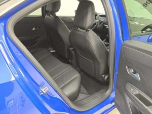Blue Opel Mokka 2021 in Vilnius, with an engine capacity of 1.20 L and mileage of 75 thousand km for 15990 €, photo 30 on AUTOMOTO.COM.LV