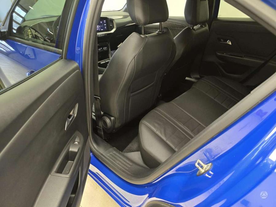 Blue Opel Mokka 2021 in Vilnius, with an engine capacity of 1.20 L and mileage of 75 thousand km for 15990 €, photo 38 on AUTOMOTO.COM.LV