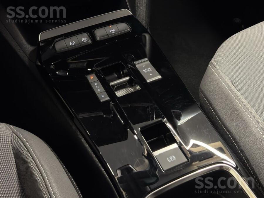 Zils Opel Mokka 2022 Rīga, ar dzinēja tilpumu 1.60 L un nobraukumu 39 tūkst. km par 18990 €, foto 21 vietnē AUTOMOTO.COM.LV