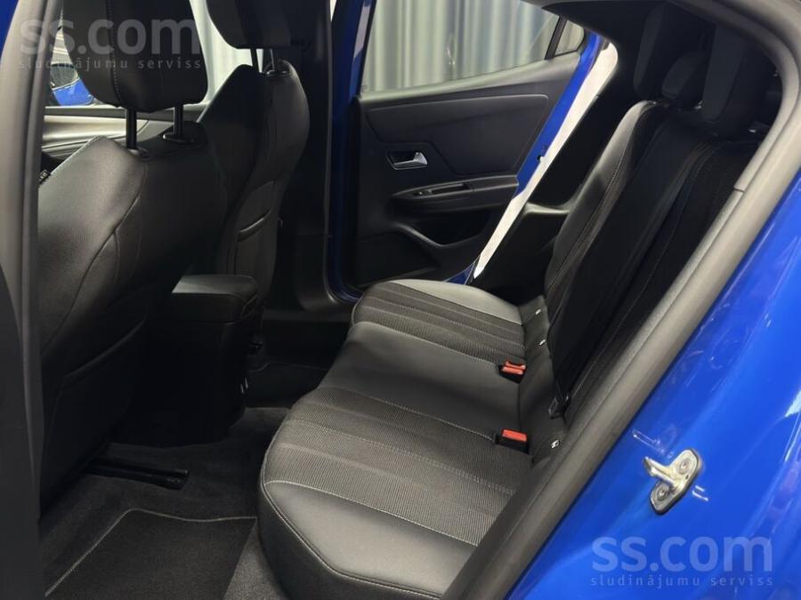 Zils Opel Mokka 2022 Rīga, ar dzinēja tilpumu 1.60 L un nobraukumu 39 tūkst. km par 18990 €, foto 23 vietnē AUTOMOTO.COM.LV