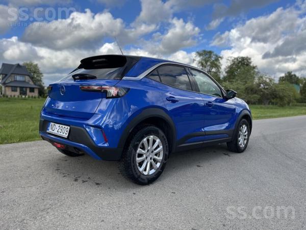 Zils Opel Mokka 2022 Ogre, ar dzinēja tilpumu 1.20 L un nobraukumu 40 tūkst. km par 13950 €, foto 3 vietnē AUTOMOTO.COM.LV