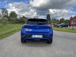 Синий Опель Mokka 2022 в Огре, объемом двигателя 1.20 л и пробегом 40 тыс. км за 13950 €, фото 5 на AUTOMOTO.COM.LV
