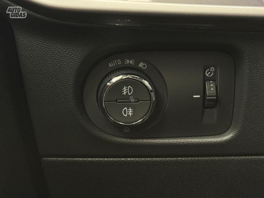 Zils Opel Mokka 2022 Viļņa, ar dzinēja tilpumu 1.20 L un nobraukumu 52 tūkst. km par 16900 €, foto 13 vietnē AUTOMOTO.COM.LV