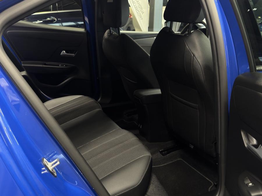 Blue Opel Mokka 2022 in Riga, with an engine capacity of 0.00 L and mileage of 39 thousand km for 19990 €, photo 23 on AUTOMOTO.COM.LV